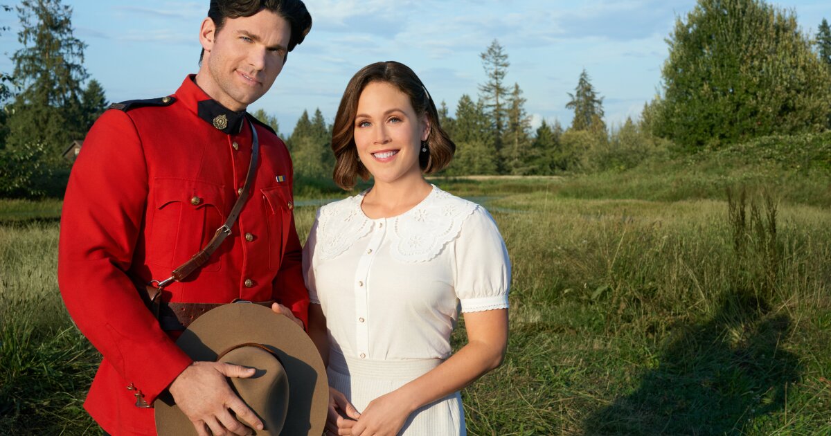 On Location - Elizabeth & Nathan - When Calls the Heart | When Calls ...