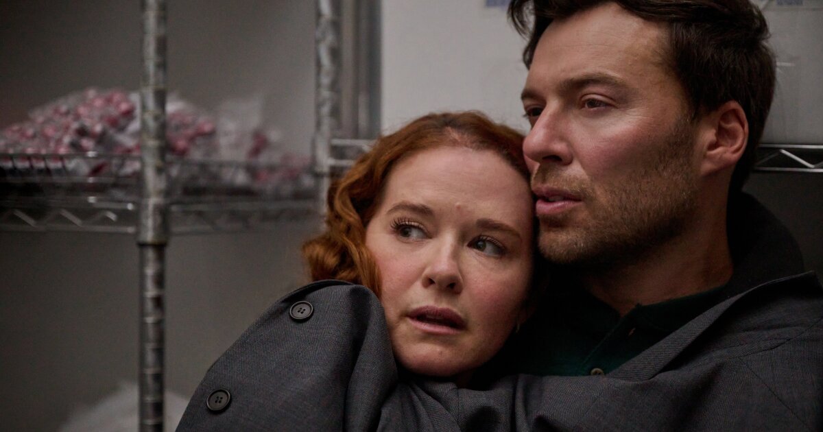 Preview - 'Twas the Fight Before Christmas - Part 2 - Mistletoe Murders