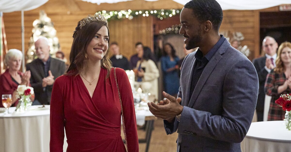 On Location - Jingle Bell Bride | Jingle Bell Bride