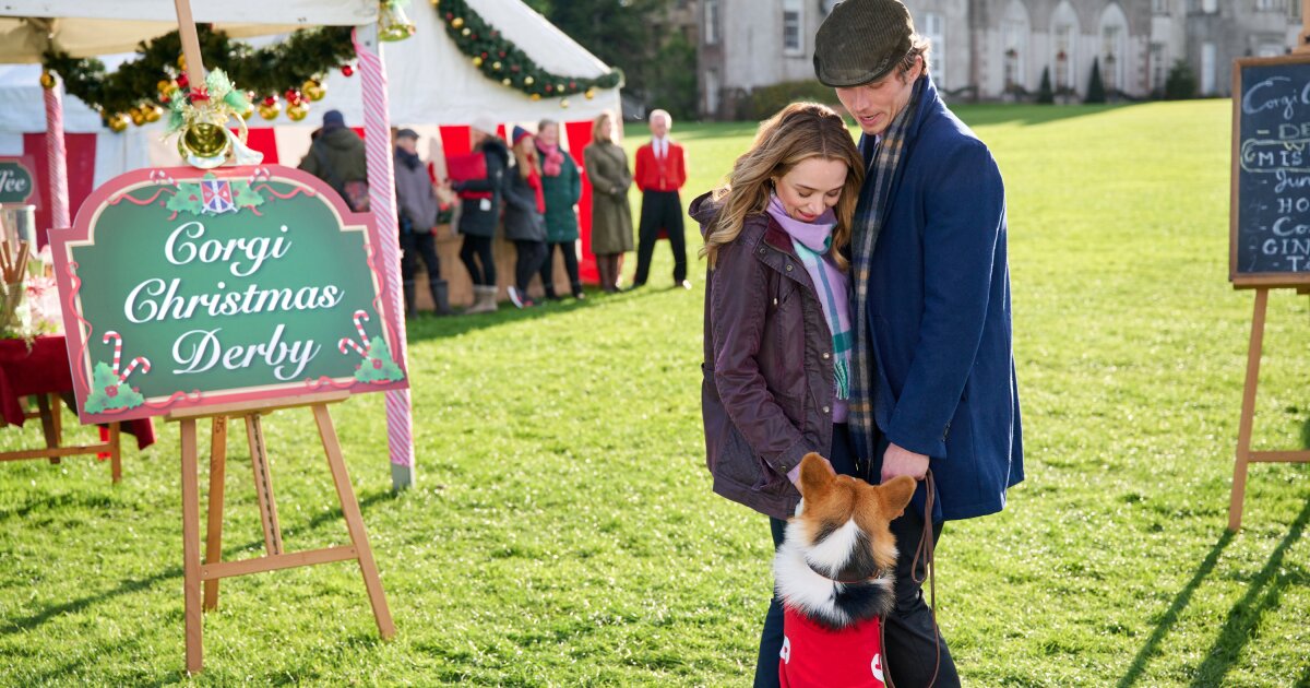 Sneak Peek - A Royal Corgi Christmas Sneak Peek - A Royal Corgi Christmas