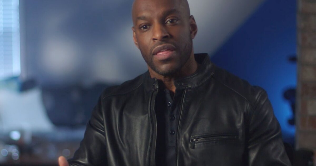 Interview - Morning Show Mysteries: Murder Ever After - Colin Lawrence ...