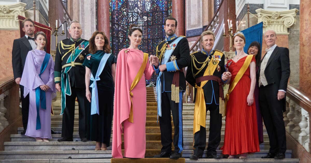 Preview - The Royal We