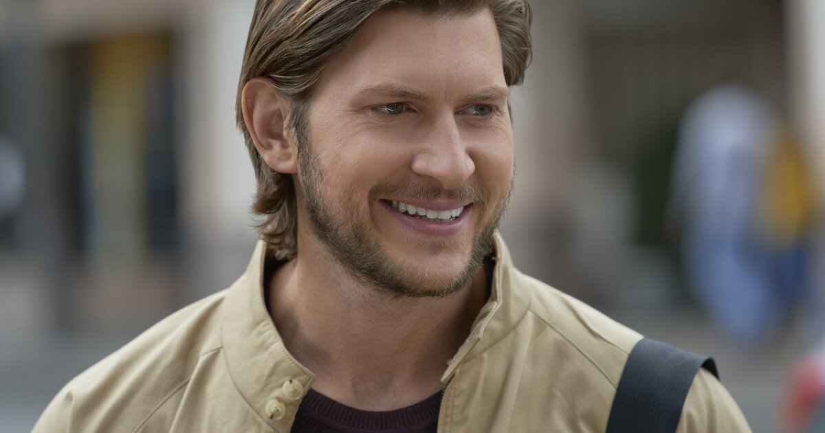 Abby Picks Her Plus One | Chesapeake Shores